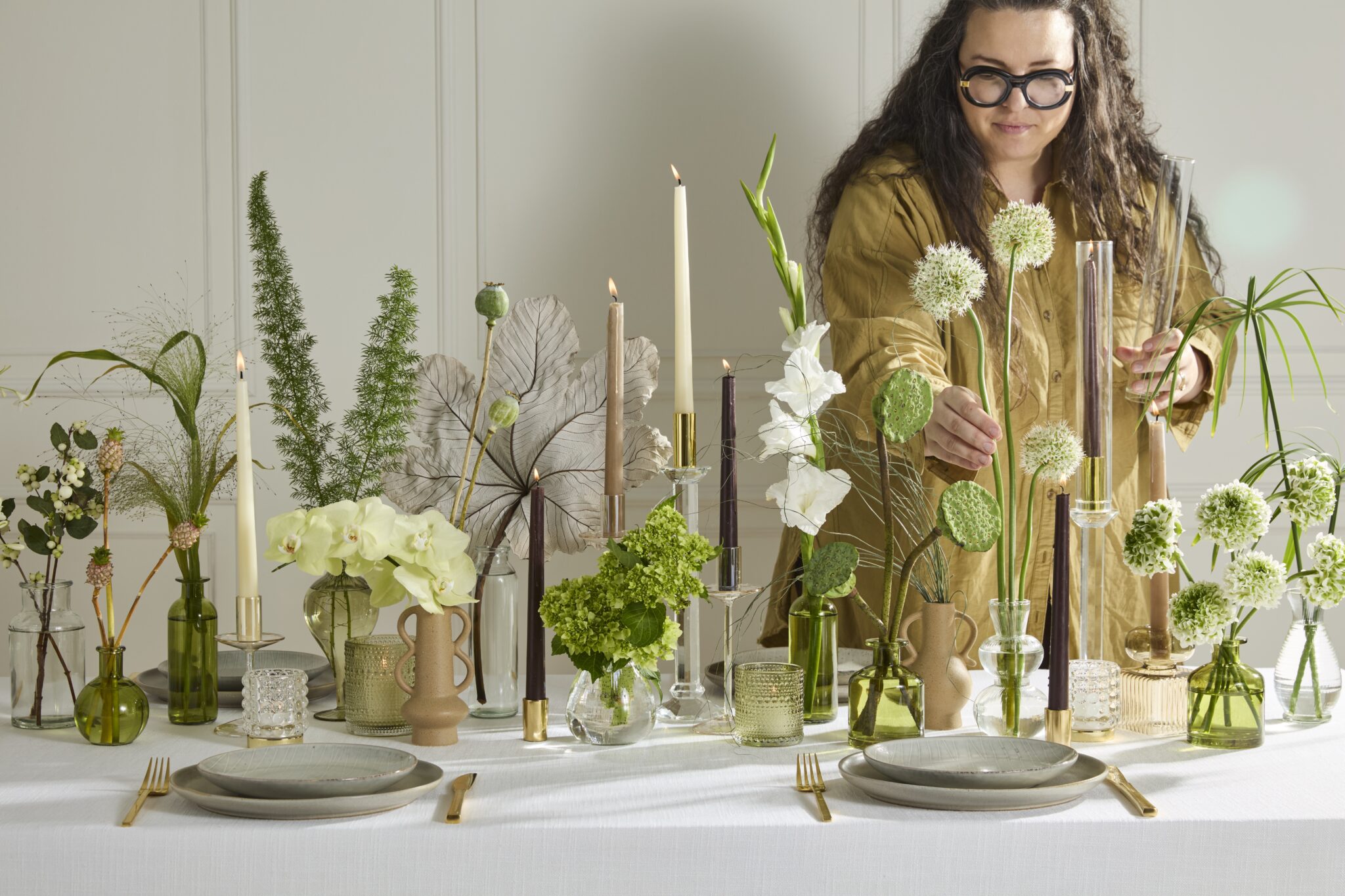 Create an Elegant Tablescape in 5 Simple Steps | Accent Decor Blog